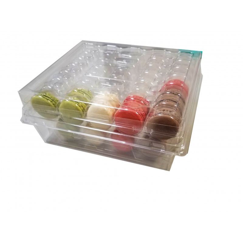 Pastry Chef's Boutique AWM70B Clear Heavy Plastic Thermoformed Maca...