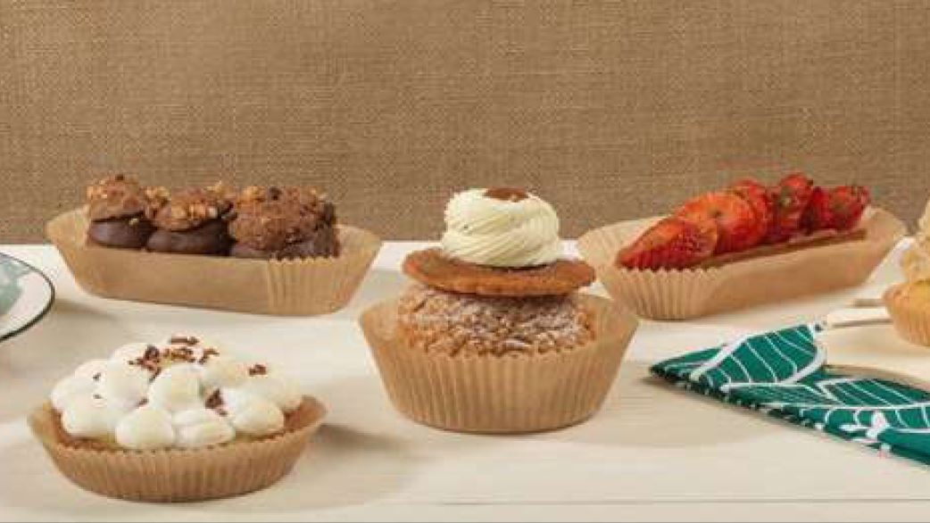 Pastry Chef's Boutique M21278 Oval Beige Kraft Éclair Paper Holder ...