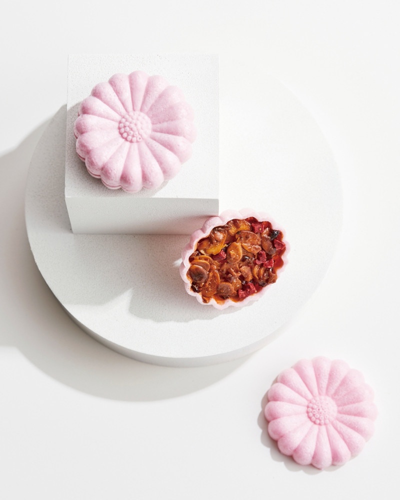 Garuharu TCAKE Travel Cake by Garuharu - Chef Eunyoung Yun - Hardcover