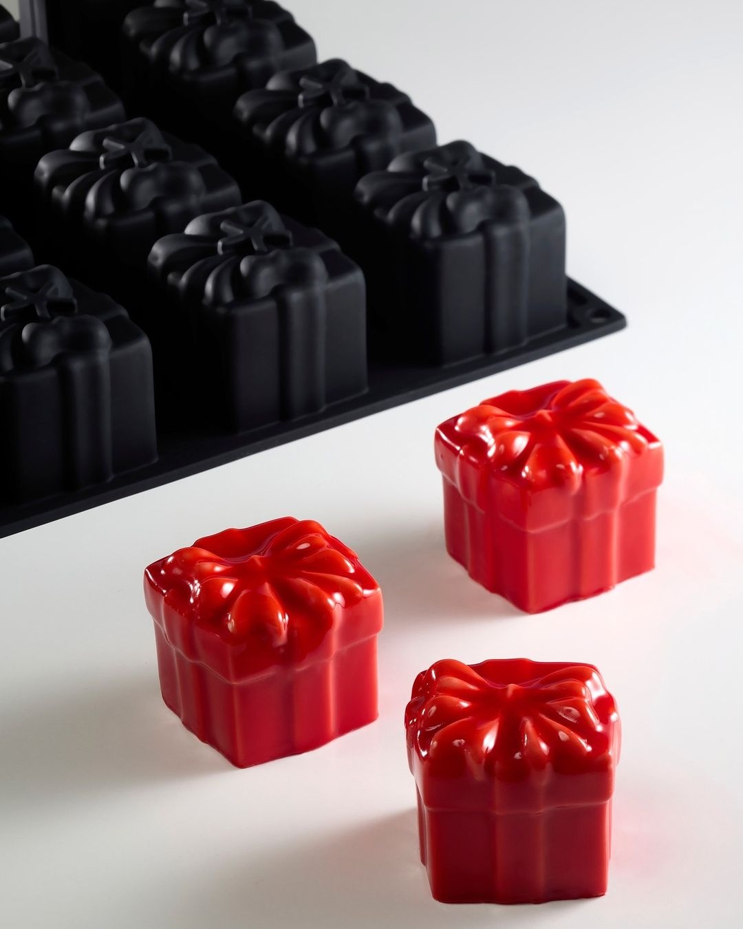 Pavoni PX4395 Pavoni Professional Mini Single Portion Silicone Mold...