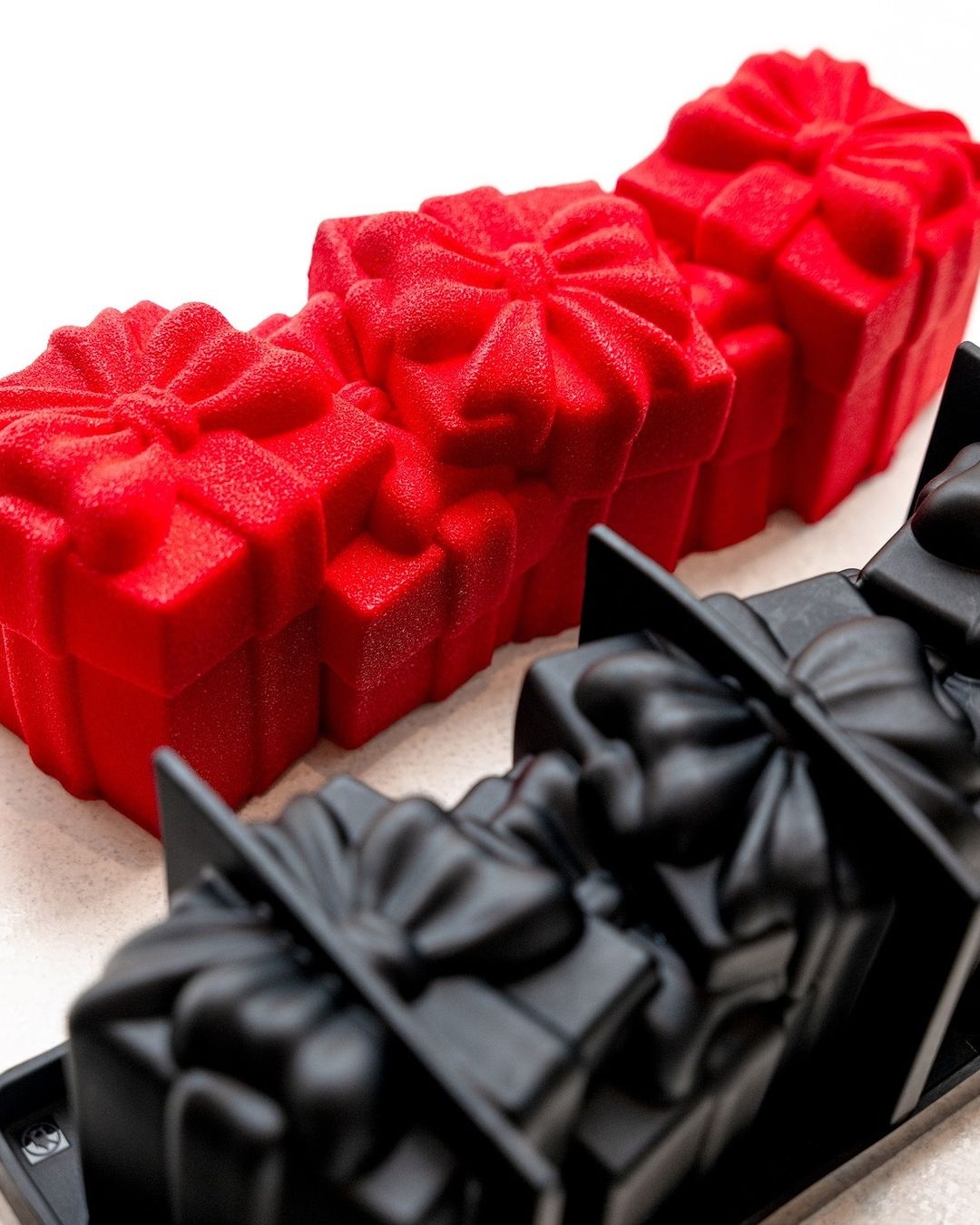 Pavoni KE091 Pavoni Entremet Christmas Gift Yule Log Cake Mold - FO...