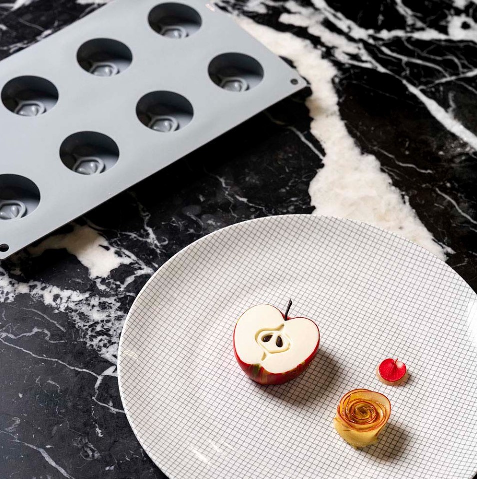 Pavoni GG068 Pavoni Italia Half Apple 3D Decoration Silicone Mold b...