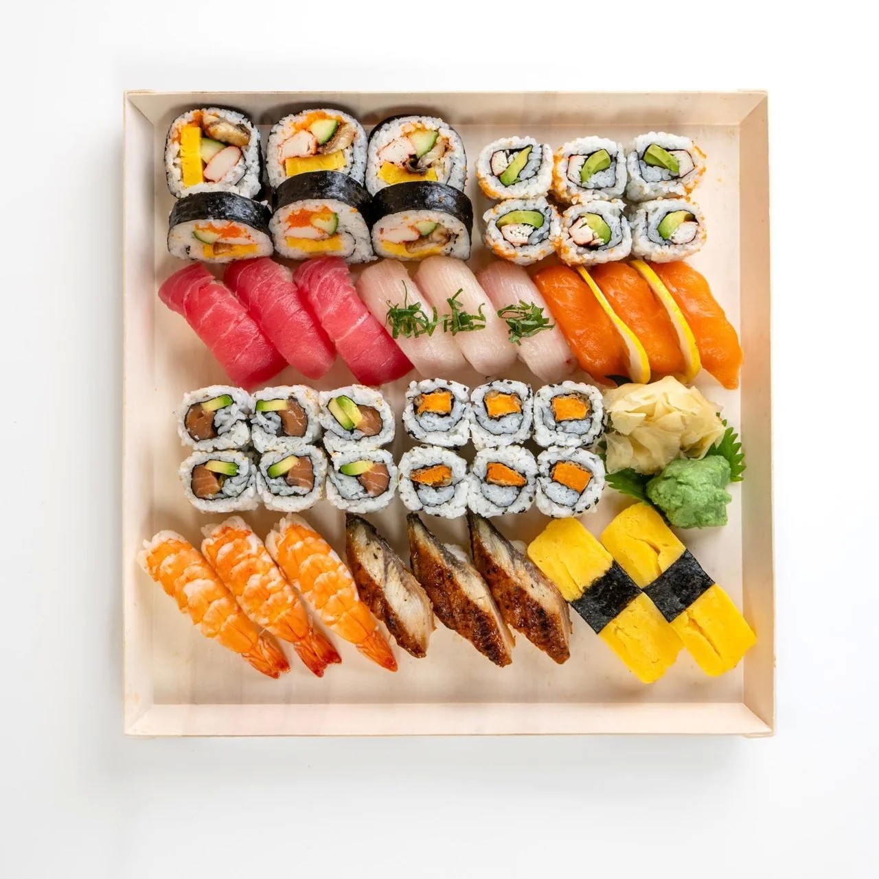 Pastry Chef's Boutique PCB-TG-CT-12X12 12'' x 12'' Balsa Wood Tray ...